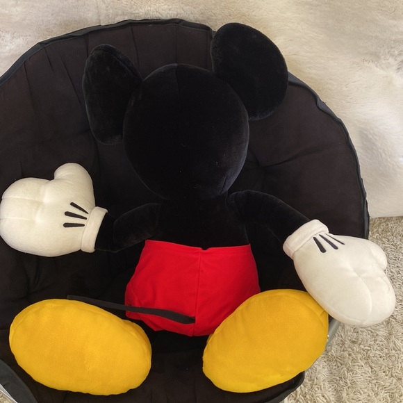 Disney | Toys | Authentic 202 Disney Store Velvet Mickey Mouse Giant ...